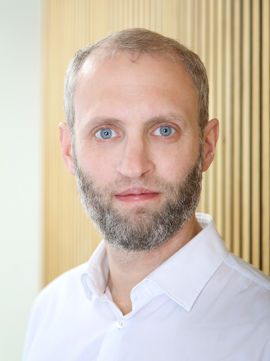 Patrick Zernikow - COLI Group